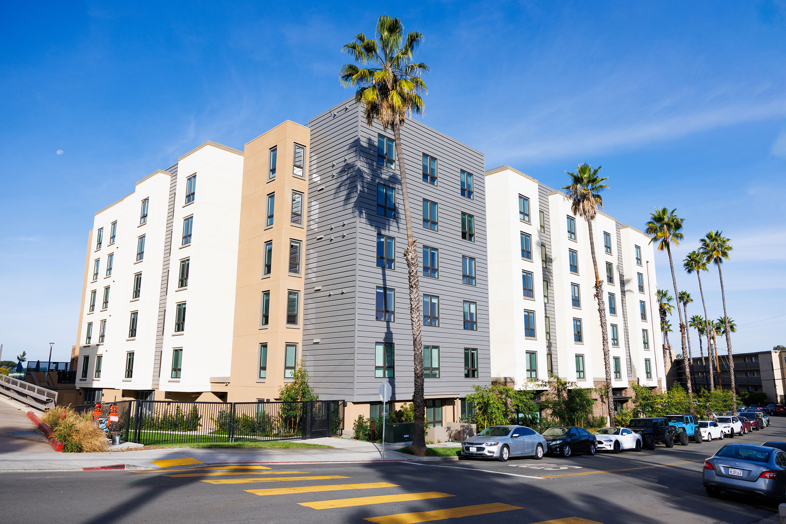 College View Apartments - KTGY