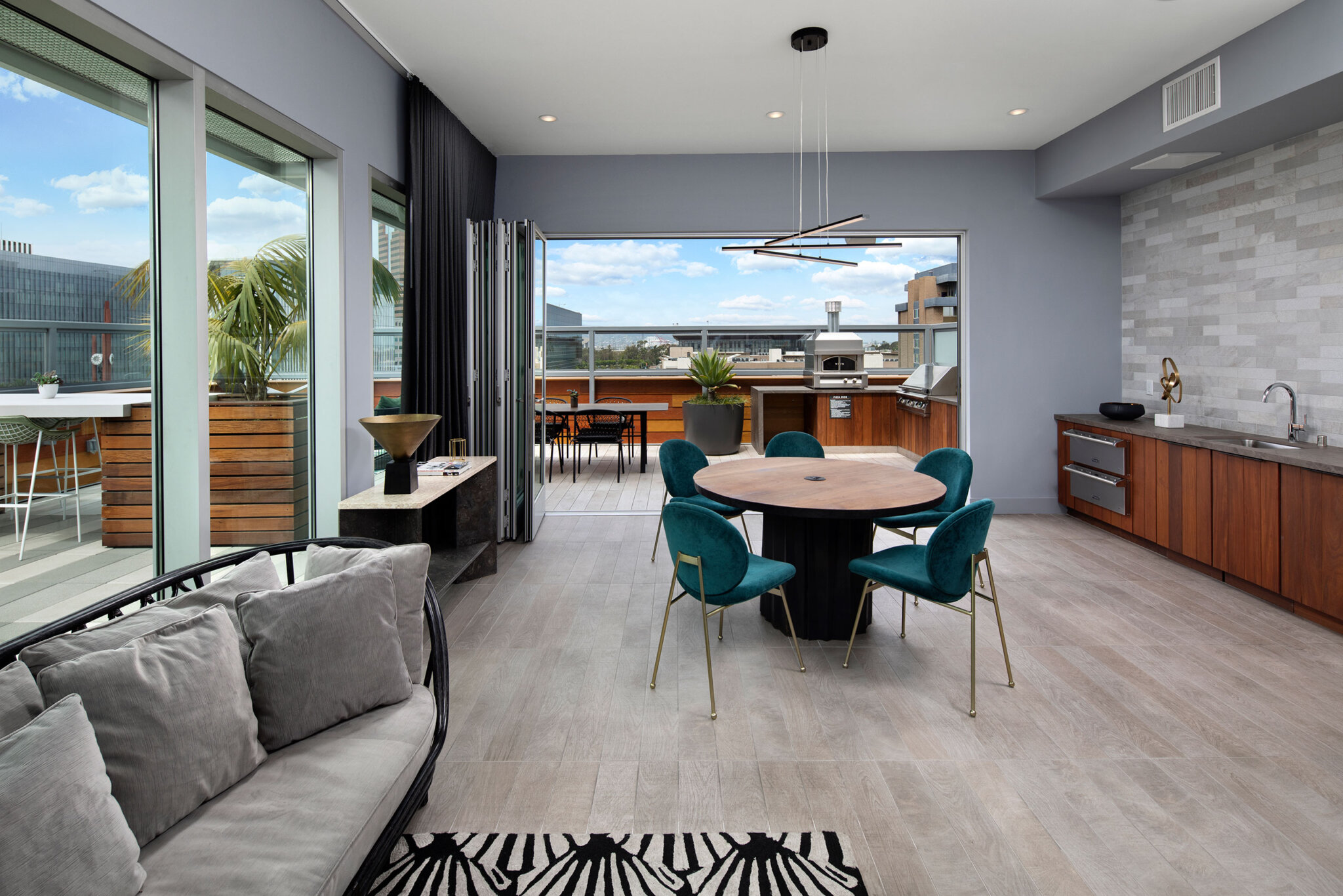 AMLI Park Broadway | Long Beach Multifamily Design by KTGY