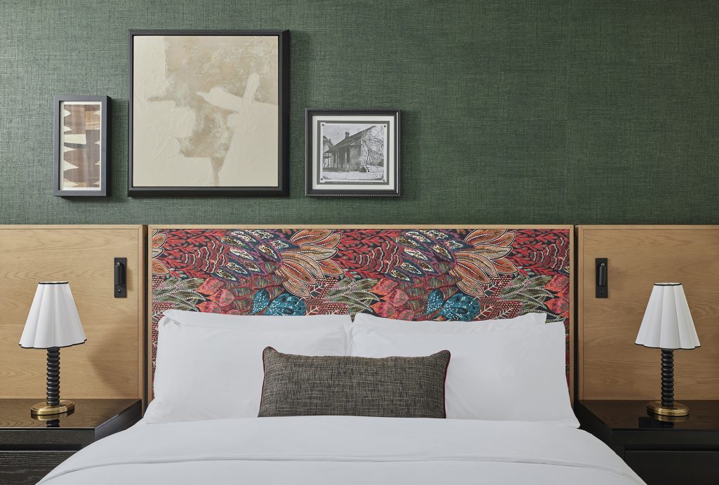 Kimpton Santo - KTGY